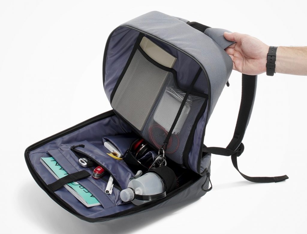 潮流神器 智能背包PIX讓你變身人體燈箱 | 瘋設計 FUNDESIGN